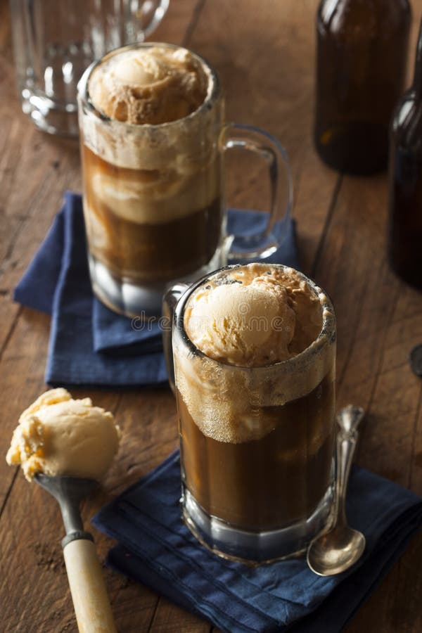 Refreshing Root Beer Float stock image. Image of black - 52120145