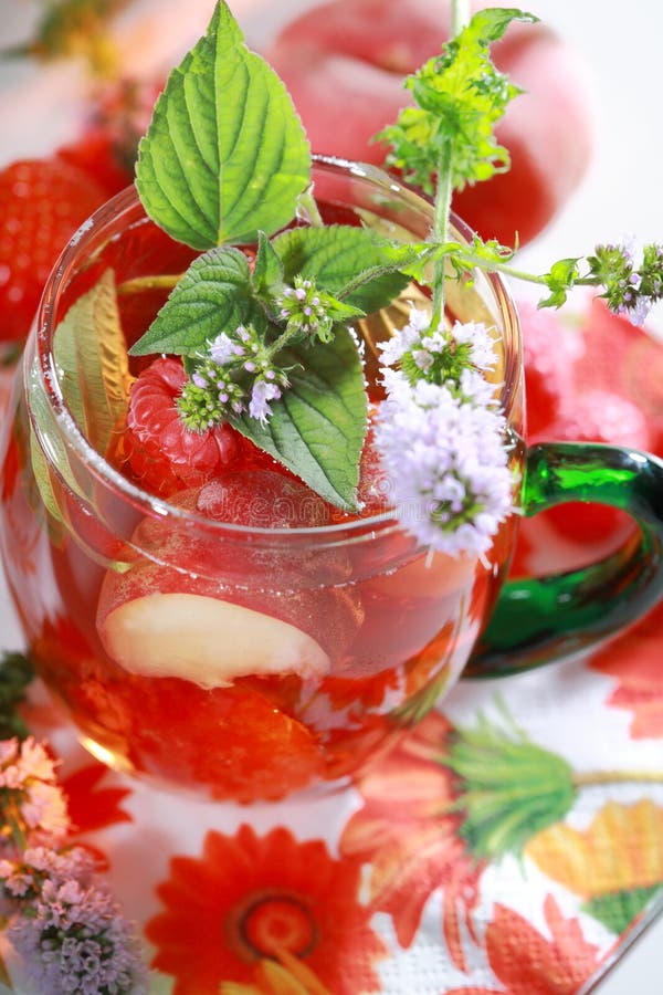 Refreshing summer drink stock image. Image of fruits - 10637917