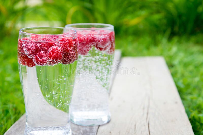 Refreshing Summer Drink with Sparkling Water and Fresh Berries Stock ...