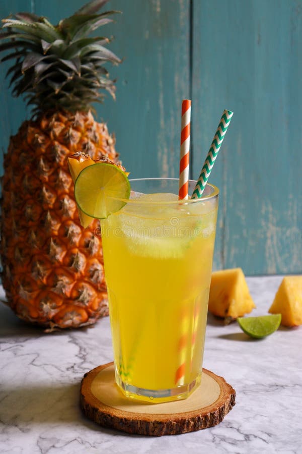 Refreshing Tropical Pineapple Juice Drinks Stock Photo - Image of detox, antioxidant: 376945716