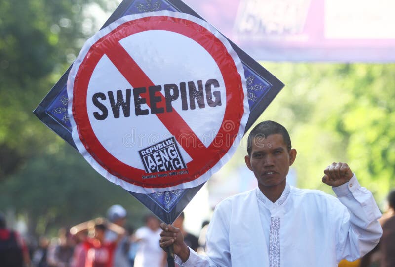 Refuse violence sweeping editorial image. Image of activist - 35504140