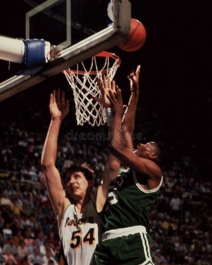 Reggie Lewis, Boston Celtics Editorial Stock Image - Image of boston ...