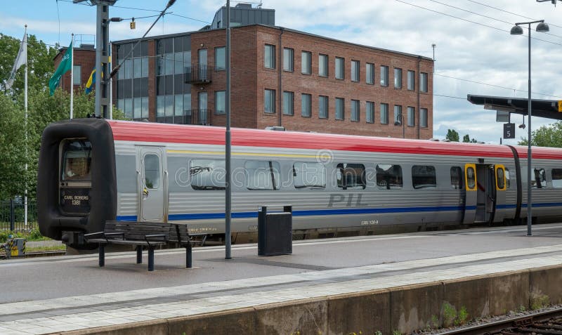 Regional Train in Linkoping Sweden Editorial Image - Image of transport ...