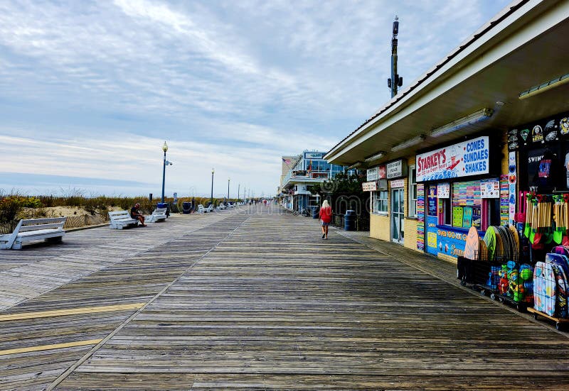 Rehoboth Beach Boardwalk editorial photo. Image of rehoboth - 346713476