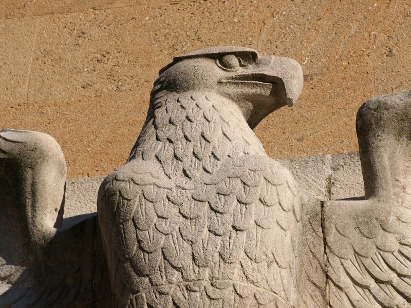 Reichadler stockbild. Bild von stein, material, metall - 19070663