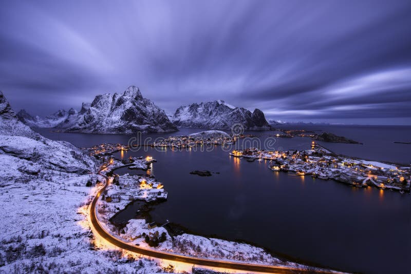 Reine, Norvegia immagine stock. Immagine di nord, reina - 52194457