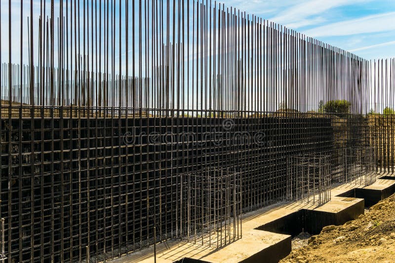 Reinforcing Cage with Joining Longitudinal and Transverse Reinforcement ...