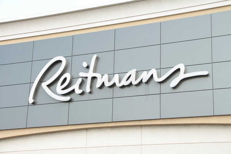 Tor, Canada - August 17, 2023: Reitmans Logo Sign on Front of Store ...