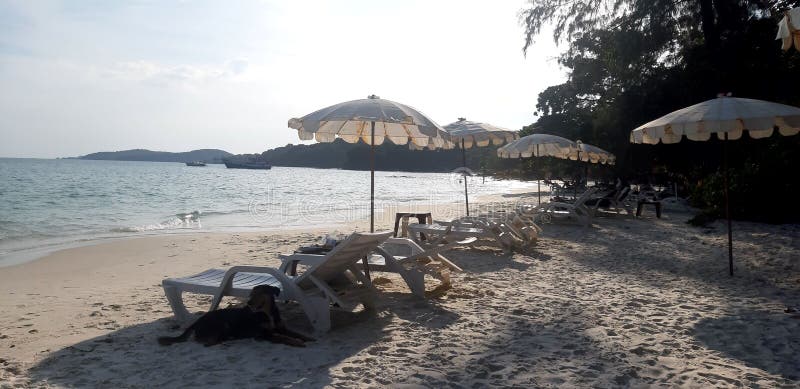 Relaxing by the Beach, Sai Kaew Beach, Samed Stock Image - Image of ...