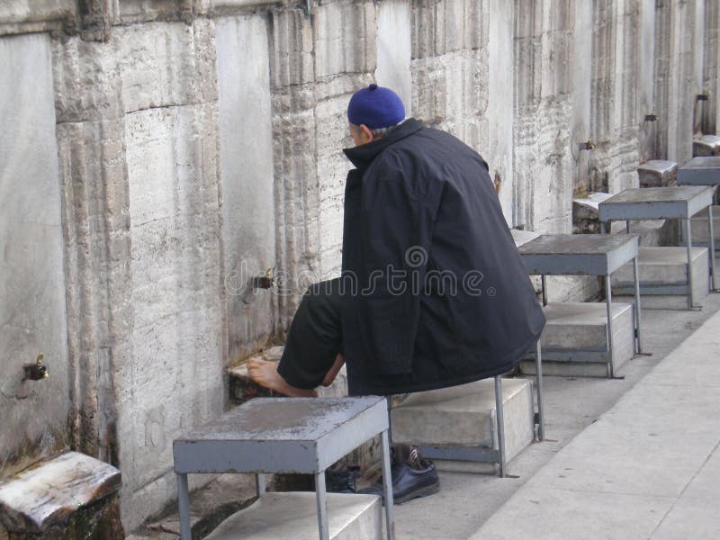 Religious man editorial stock image. Image of muslim - 90739154