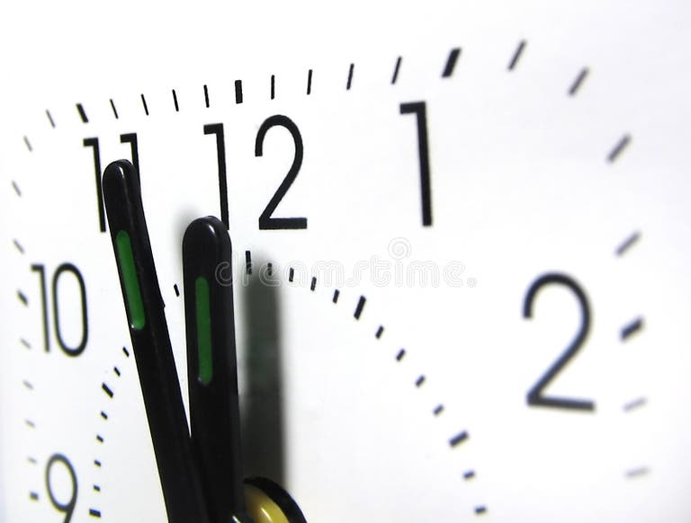 8,159 Reloj Alas 12 De La Noche Fotos de stock - Fotos libres de ...