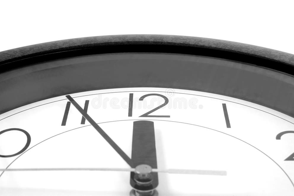 Reloj 12 foto de archivo. Imagen de nuevo, analogico, éxito - 6906706