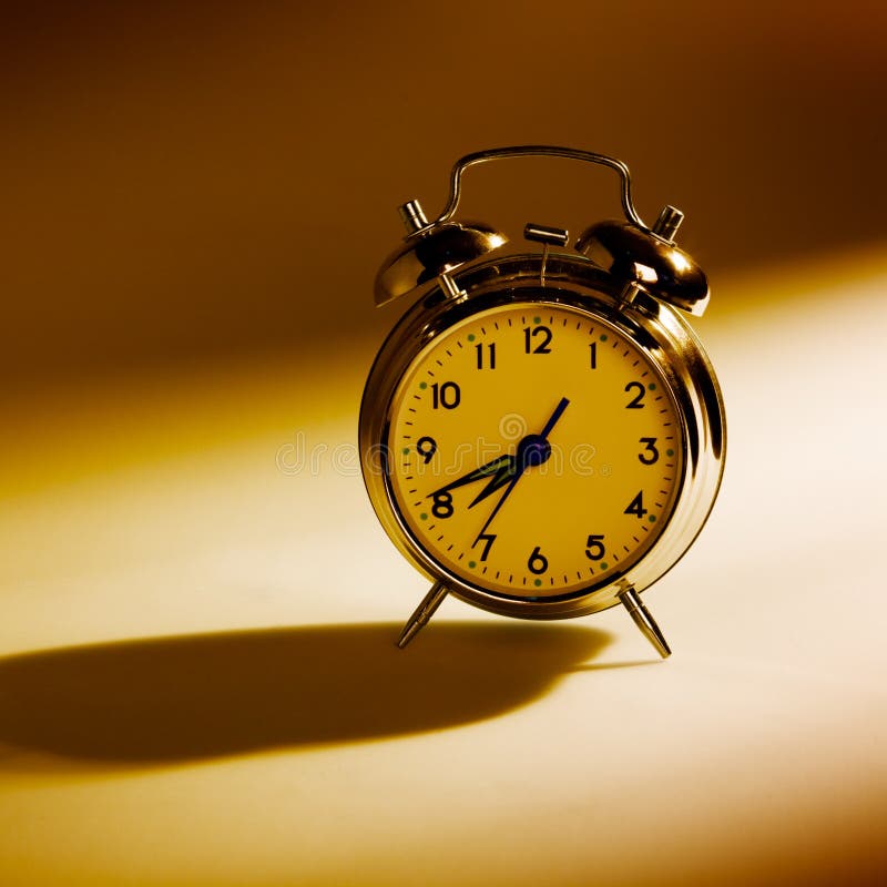 Reloj de alarma imagen de archivo. Imagen de marcar, segundo - 7472773