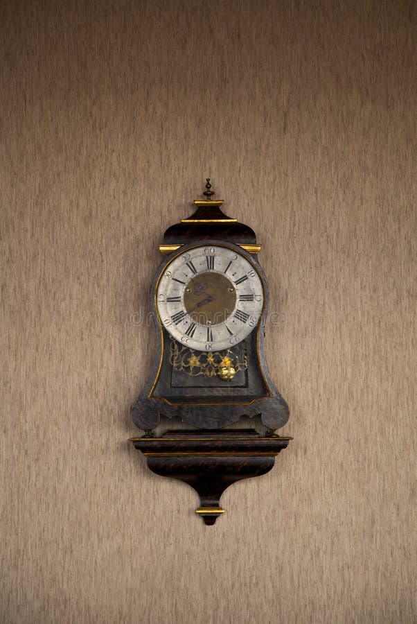 Reloj De Pared Antiguo Del Péndulo Imagen de archivo - Imagen de arte ...