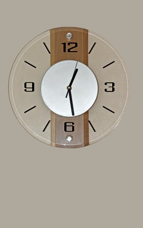 Reloj de pared moderno imagen de archivo. Imagen de cena - 27289703