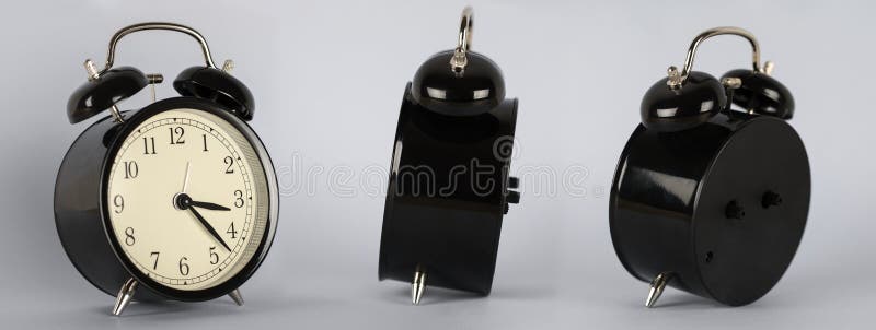 Reloj Del Vintage Contra Fondo Aislado Foto de archivo - Imagen de ...