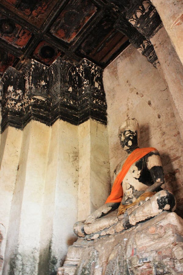 The Remains of the Big Buddha Stock Image - Image of statues, culture ...