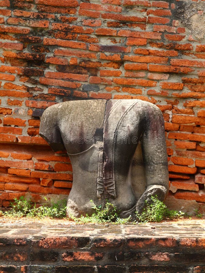 Remains of Buddha statue stock photo. Image of asia, prayer - 16060154