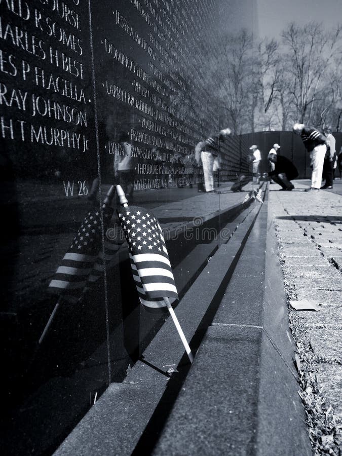 Remembering the fallen editorial photography. Image of washington ...