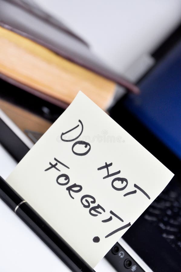 Reminder Not To Forget Post Card Stock Photo - Image of sticky, office ...