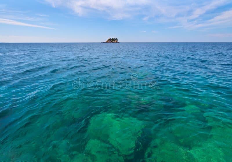 Remote Island In The Ocean Picture. Image: 15180213