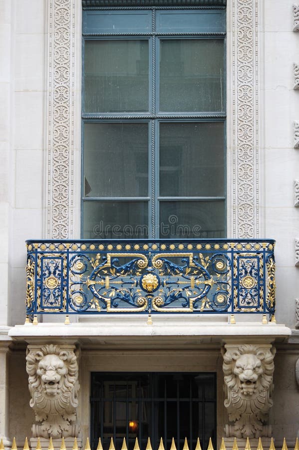 Renaissance Balcony, Verona, Italy Stock Image - Image of brown, europe ...
