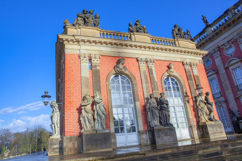 Renaissance statues stock photo. Image of architecture - 147020728