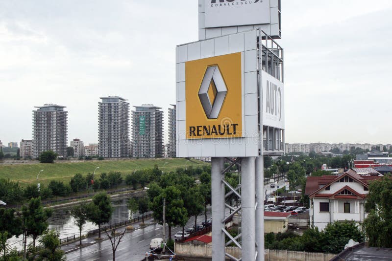 De rode auto van Renault stock afbeelding. Image of licht - 155376329