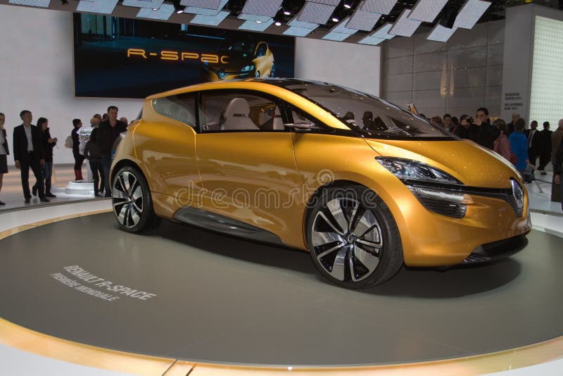 Renault R-Space Concept - Geneva Motor Show 2011 Editorial Photo ...