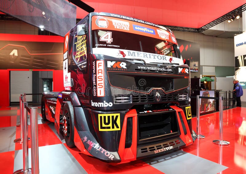 Renault Elf Racing Car editorial photography. Image of silverstone ...