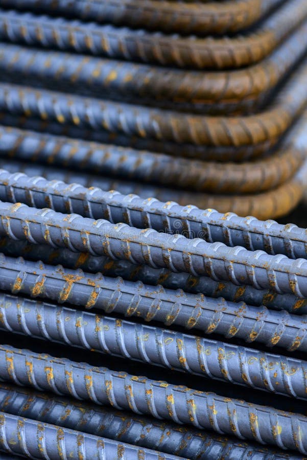 Renforcez La Tige De Fer En Acier Photo stock - Image du tige, métal ...