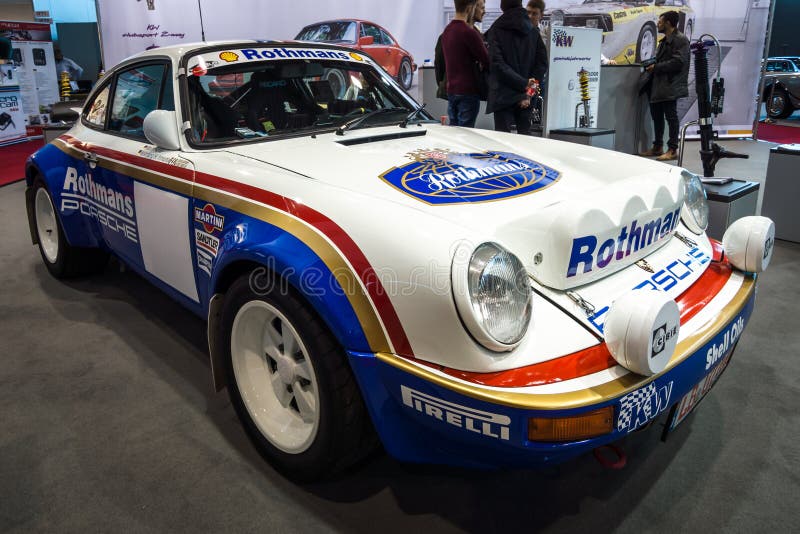 Rennwagen Porsche 911 Durch Kreuzung Solutions, 1984 Redaktionelles ...