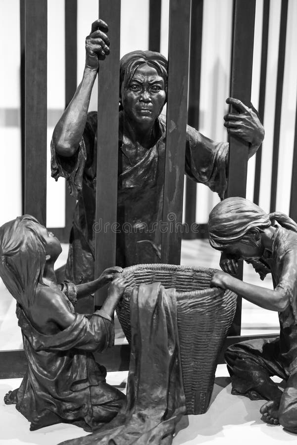 Bronze Sculpture- the Rent Collection Courtyard Editorial Stock Image ...