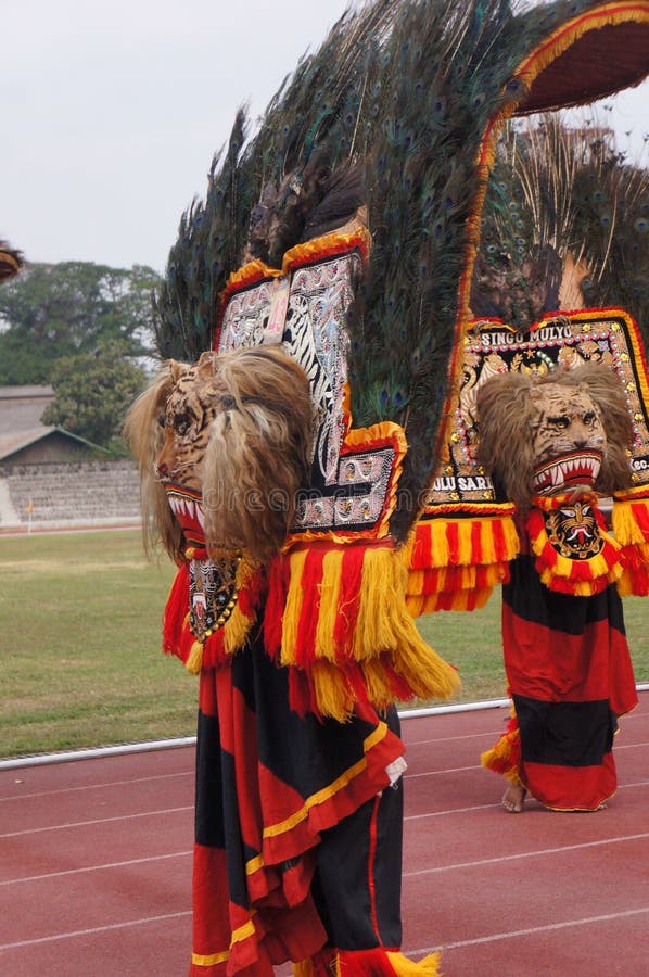 Reog dancer editorial photo. Image of cultural, city - 62015036