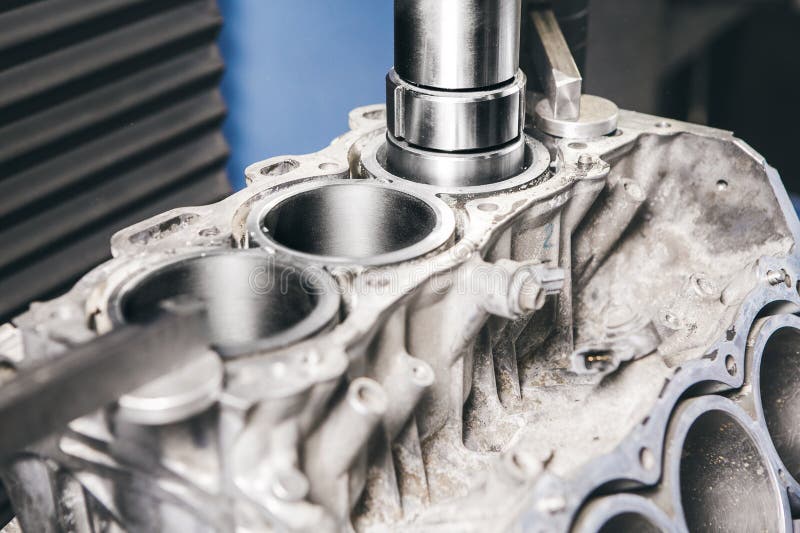 Repair and Elimination of Engine Score. Service Boring Under the Piston ...