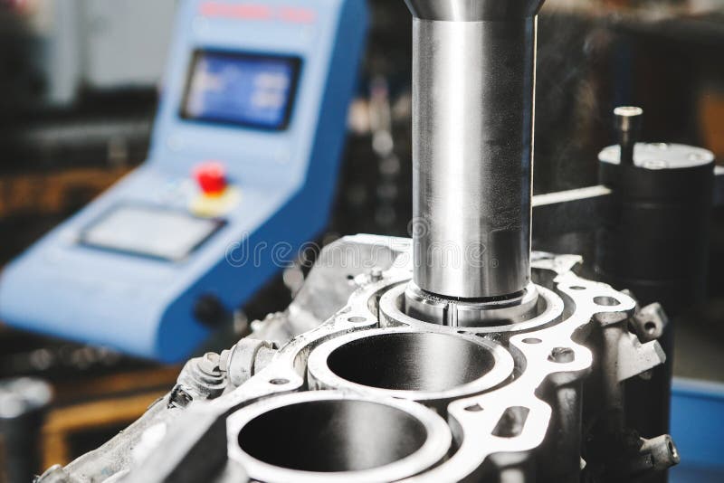 Repair and Elimination of Engine Score. Service Boring Under the Piston ...