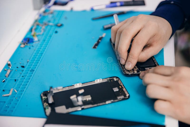 Repair Modern Mobile Phone, Master Disassembles Case To Replace Broken ...