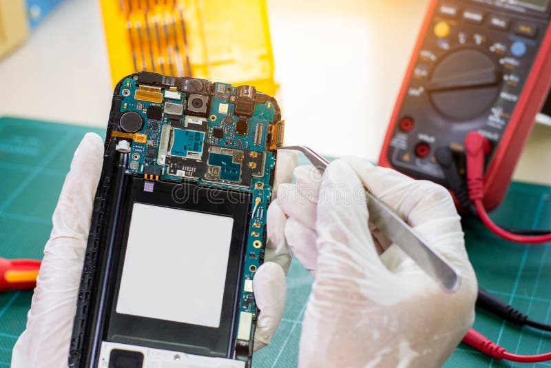 Repair mobile smartphone stock photo. Image of maintenance - 192143428