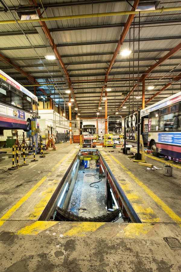 Repair Pit editorial image. Image of workshop, jack, repair - 31673885