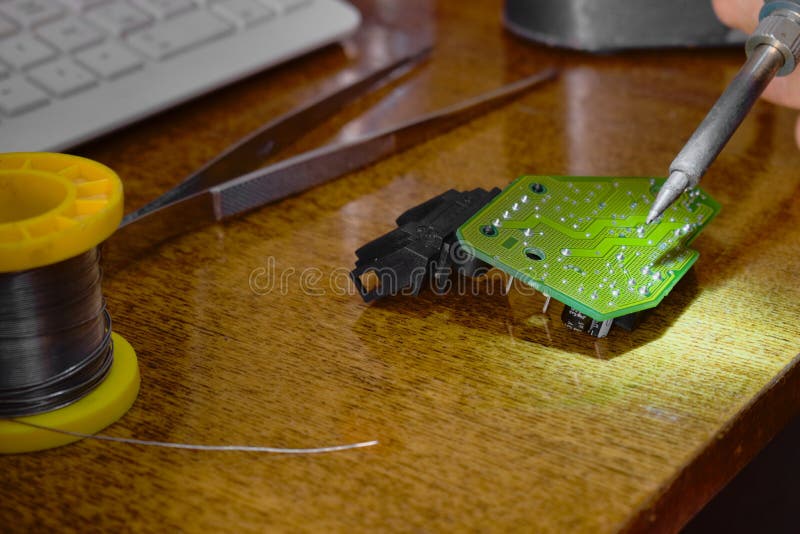 Repair and Replacement of Electronic Components Electronic Device ...