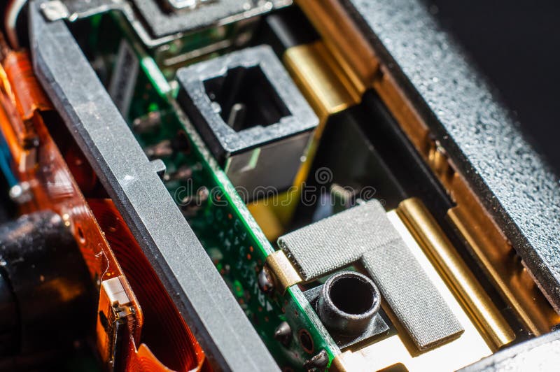 Repair and Replacement of the Headphone Jack To the Camera Close-up ...