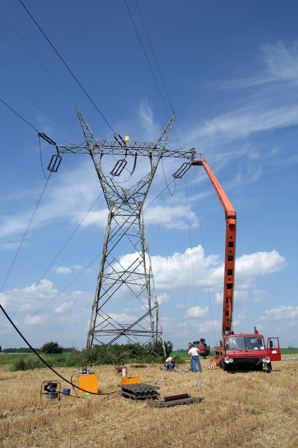 Repair Service on Power Pylon Stock Image - Image of high, energy: 10487159