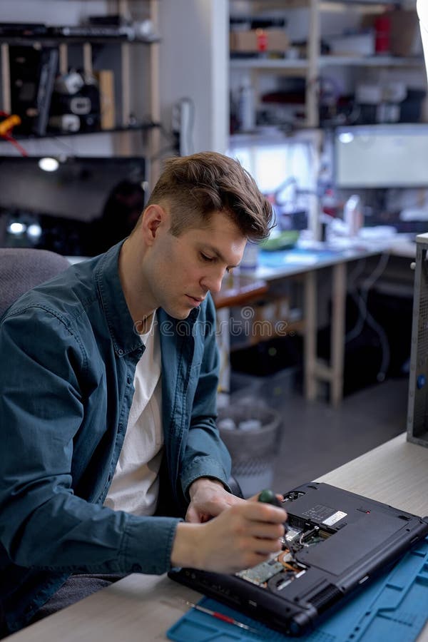 Repairs and Diagnostics Breakdowns of Laptop in Professional Service ...