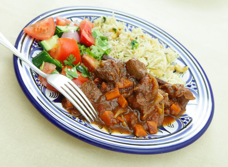 Repas Marocain De Tagine De Boeuf Image stock - Image du lames, épices ...