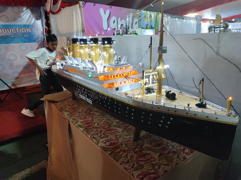 Replica Titanic Ship in Stand Editorial Photography - Image of ...