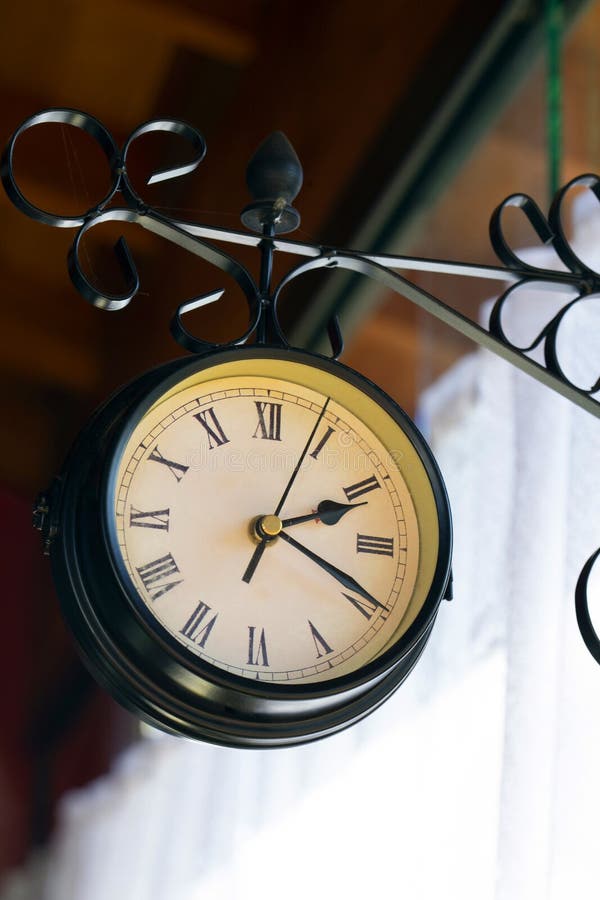 Train Station Clock Replica Stock Photos - Free & Royalty-Free Stock ...