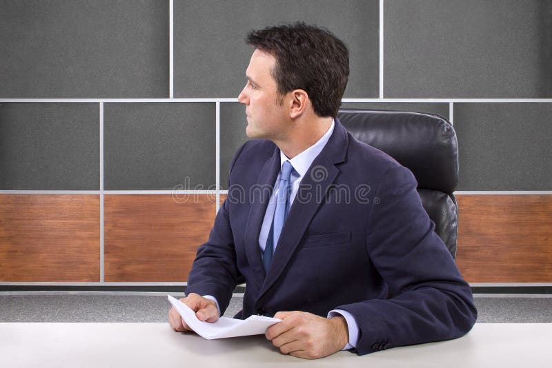 Nachrichten-Reporter Auf Weißem Hintergrund Stockbild - Bild von ...