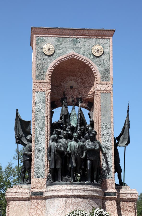 Republic Monument in Istanbul Stock Photo - Image of monument, statue ...
