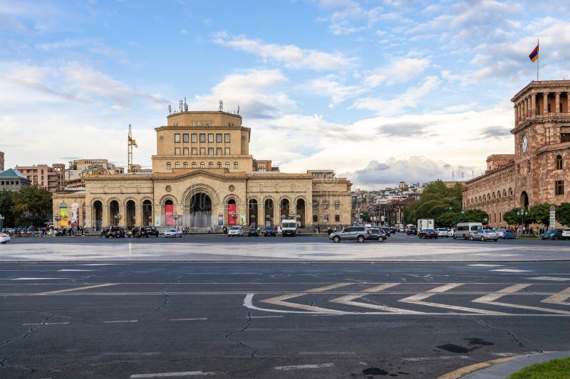 Republic Square with National Gallery in Yerevan Editorial Photo ...