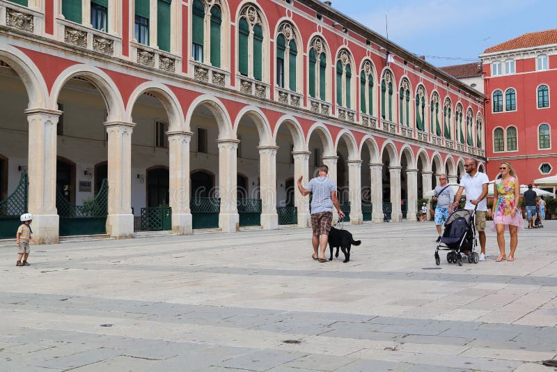 Republic Square, Split, Croatia Editorial Stock Image - Image of autumn ...